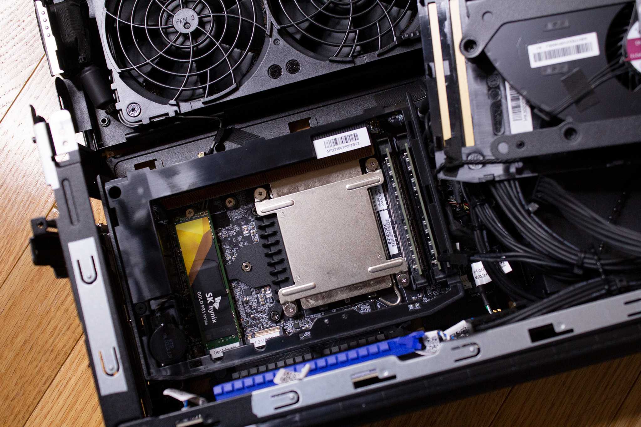 Intel Dragon Canyon NUC12EDBi9 review: Small form factor PCs made ...