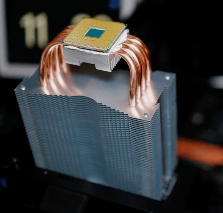 How to install an Intel or AMD CPU in your computer | PCWorld