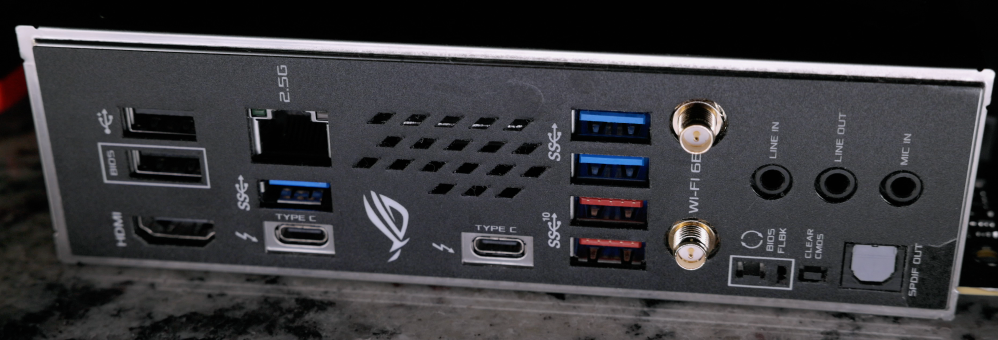 Asus ROG Strix Z690-I review: Mini-ITX motherboard, big features | PCWorld