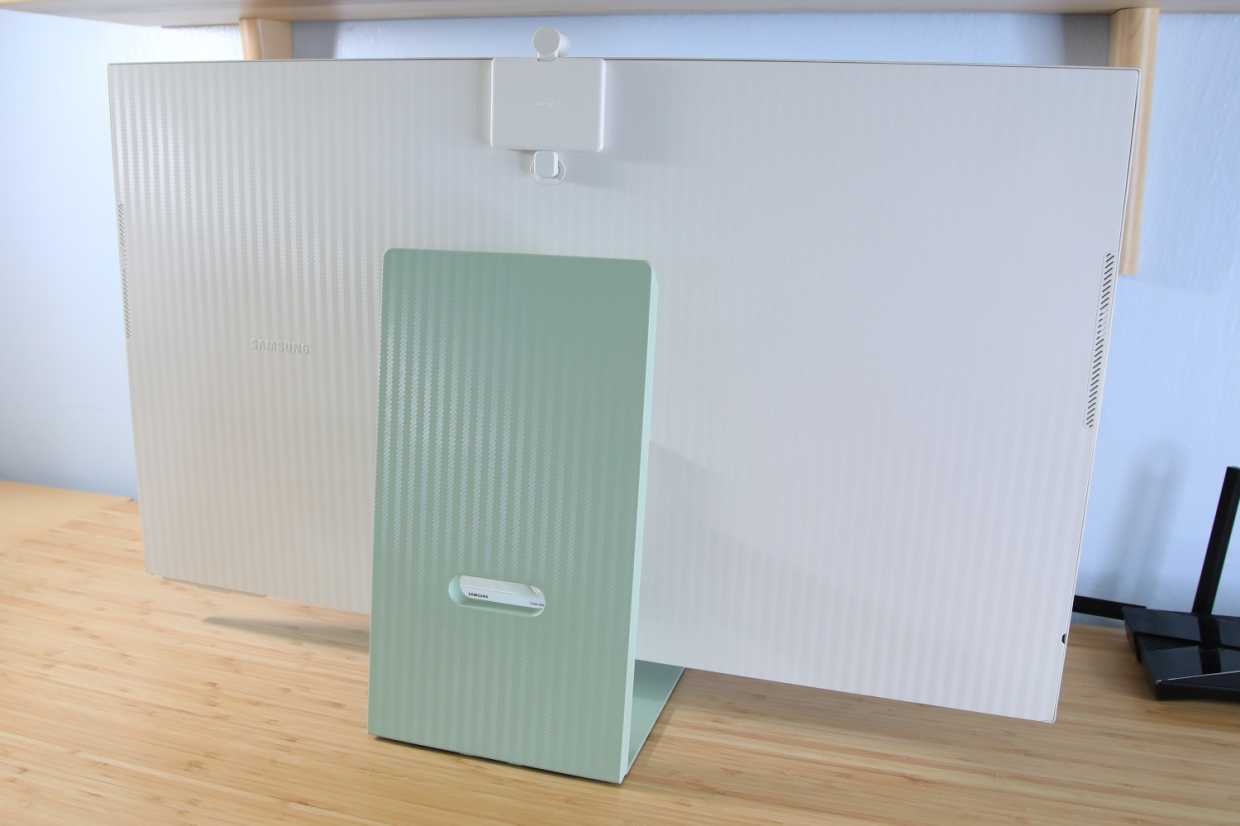 Samsung M8 Smart Monitor review: A 4K display for apartment dwellers ...