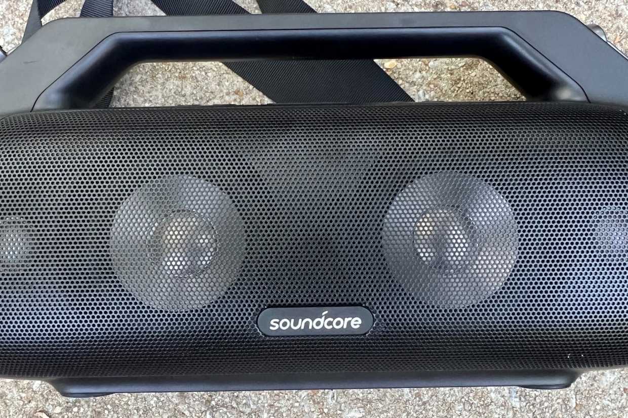 Soundcore Motion Boom Plus review: Big sound, medium size | TechHive