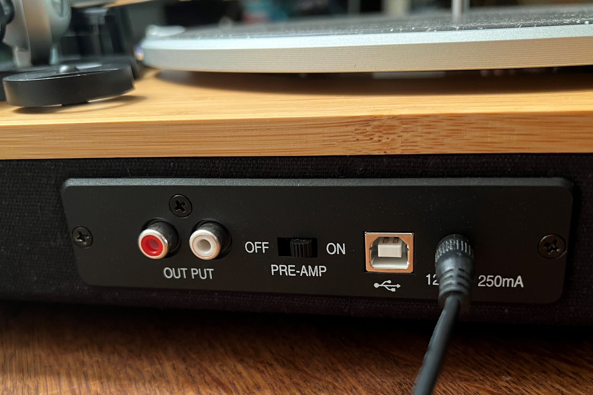 House of Marley Stir It Up Wireless Turntable review: Eco-conscious ...