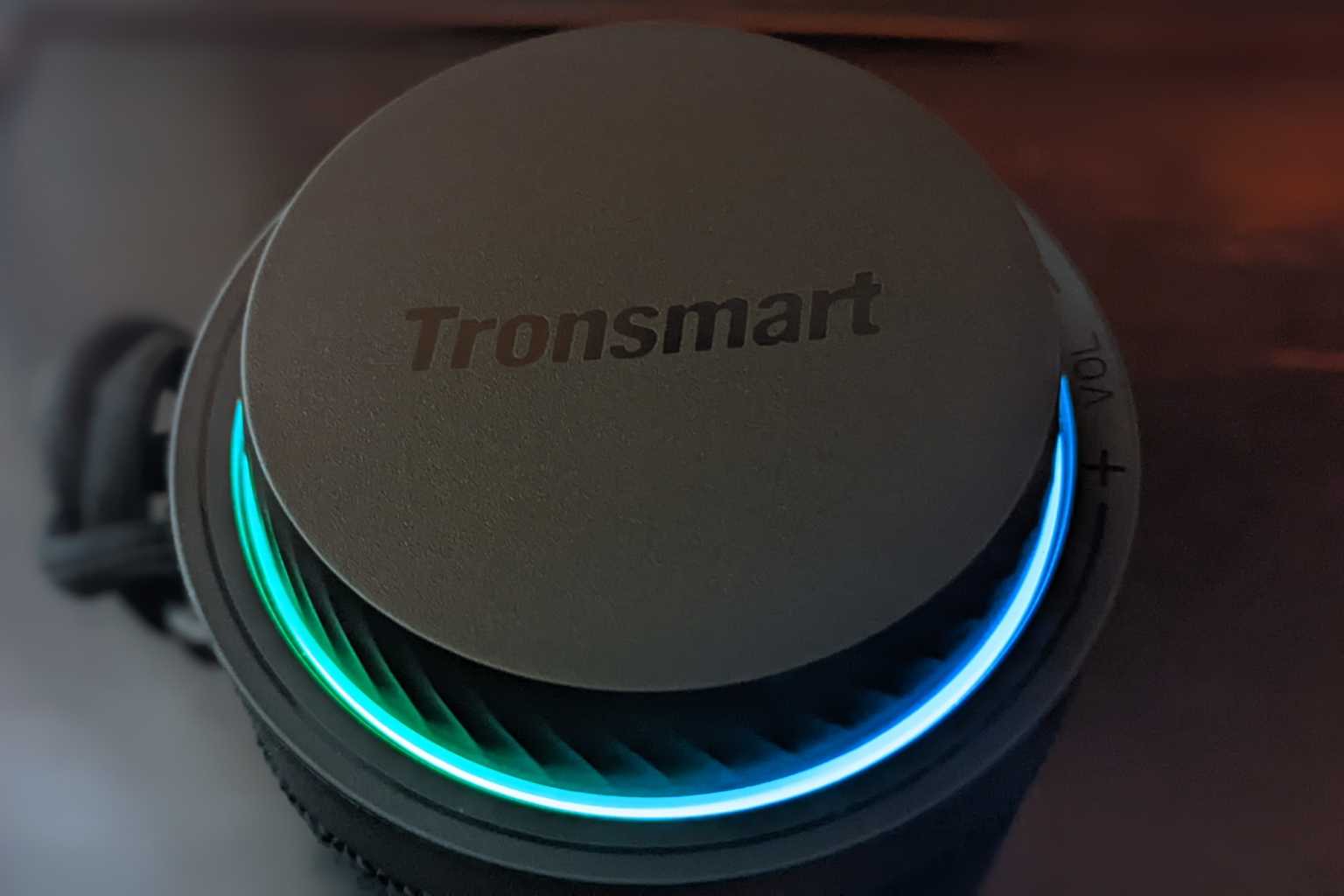Tronsmart T7 review: A waterproof speaker with a fun light show | TechHive