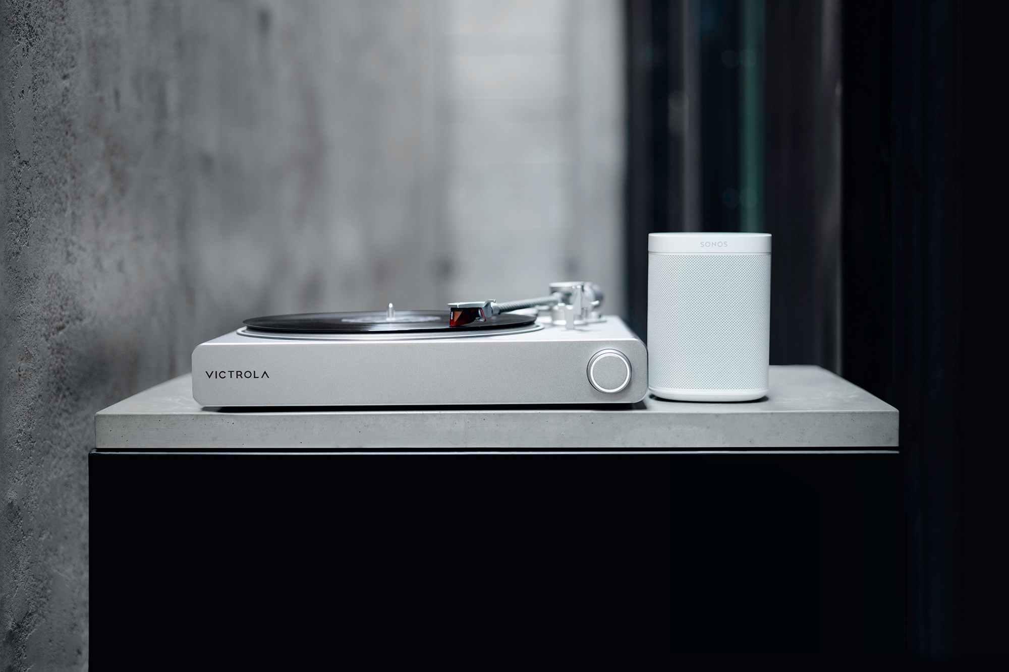 Victrola’s new turntable streams vinyl straight to Sonos speakers | TechHive