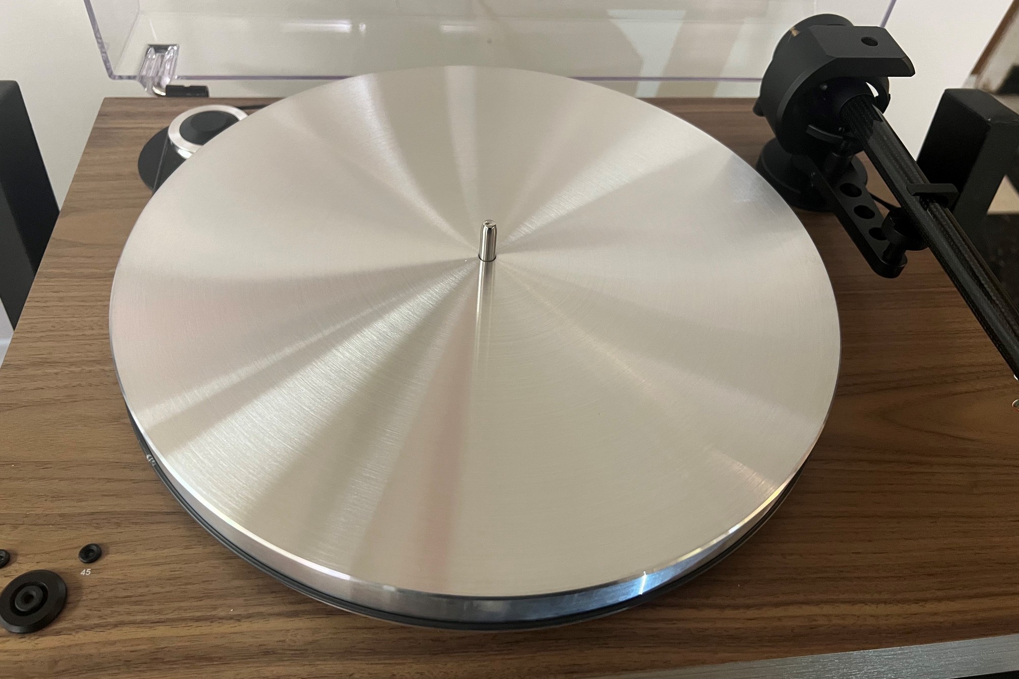 Pro-Ject X8 review: A very high-end turntable, reasonably priced | TechHive
