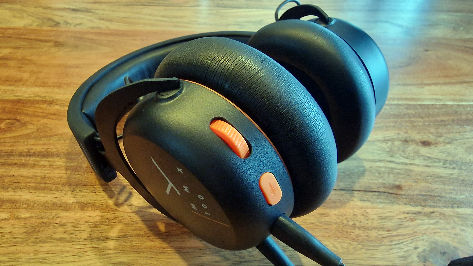 Beyerdynamic MMX 100: Bodenständiges Gaming-Headset im Test - PC-WELT