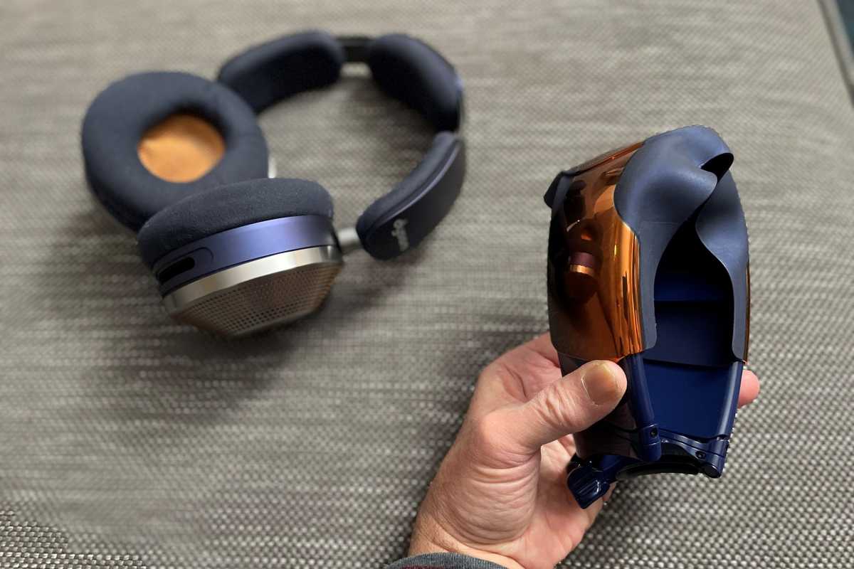 Dyson Zone air-purifying headphones: Hands-on at CES | TechHive