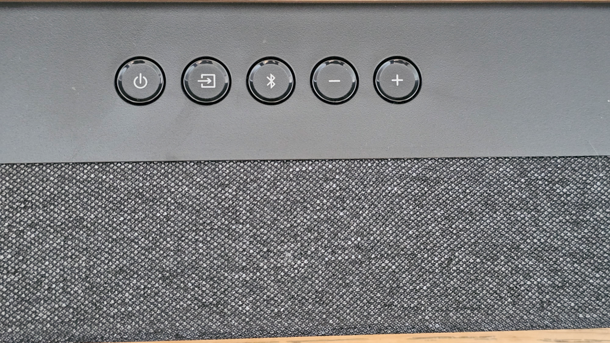 Denon DHT-S517 im Test: Kompakte Soundbar mit gutem Dolby-Atmos-Klang ...