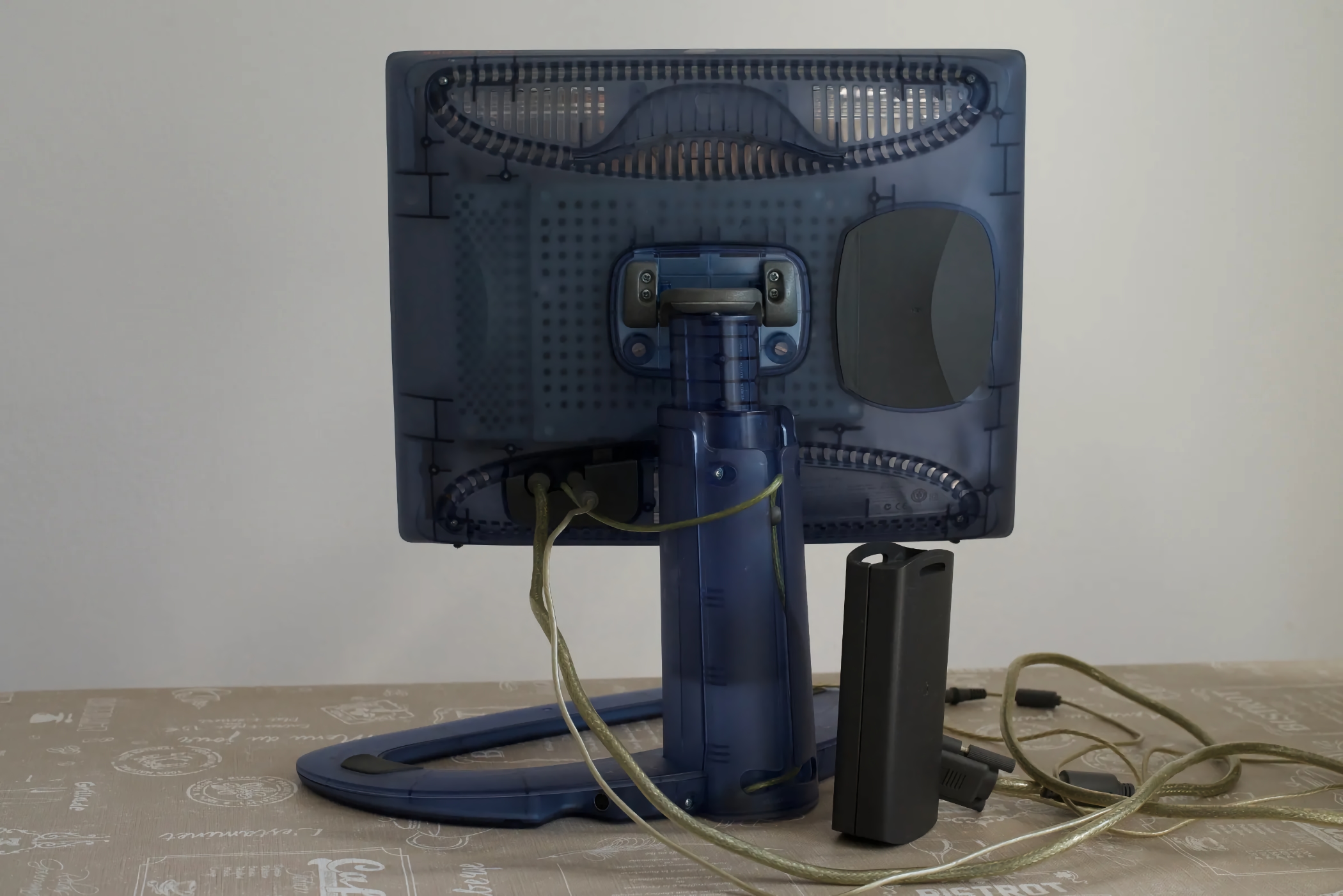 Apple, please make transparent Macs again | Macworld