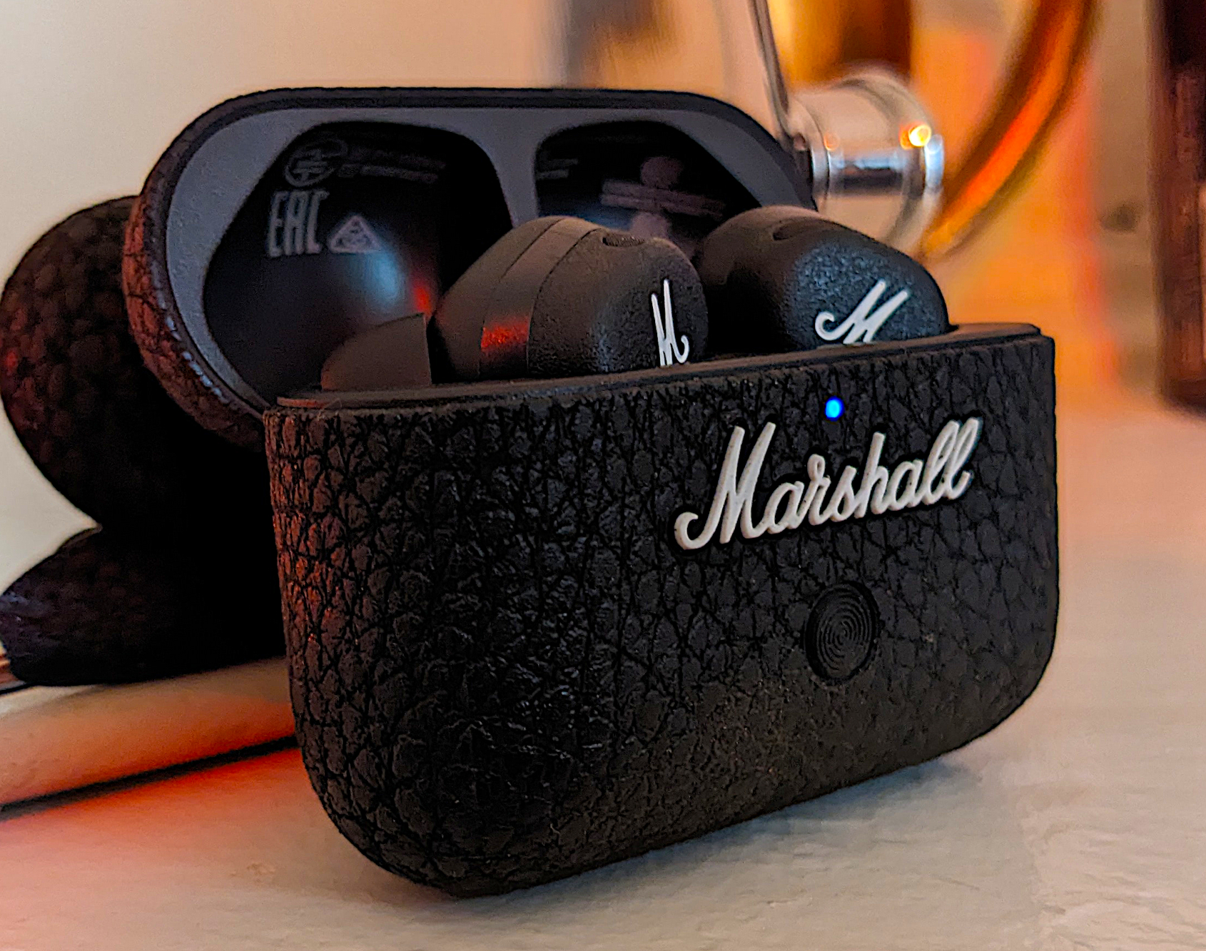 Marshall Motif II ANC review: First-rate earbuds, rock 'n' roll style ...