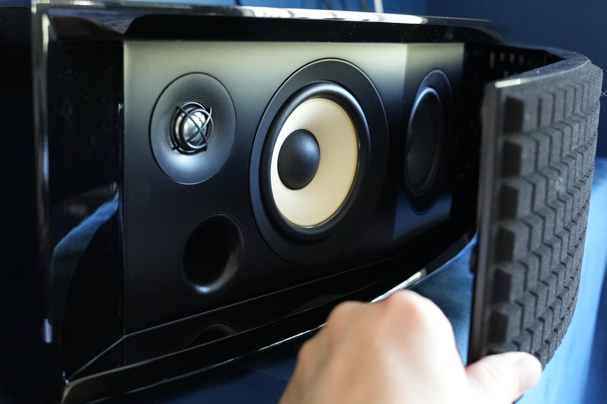 JBL L75ms review: Ultra-mod audio tech wrapped in retro style | TechHive