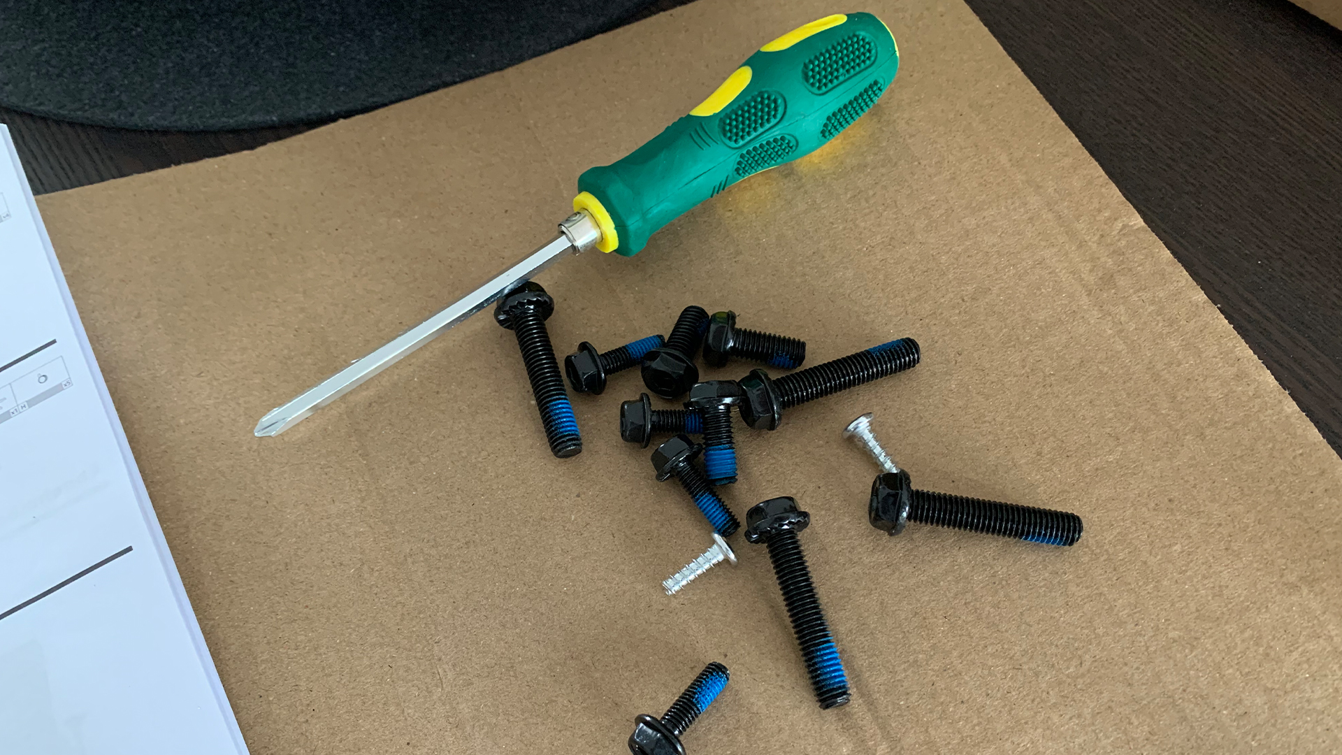 FlexiSpot BS8 Pro im Test: Ergonomischer Schreibtischstuhl zum Spar ...