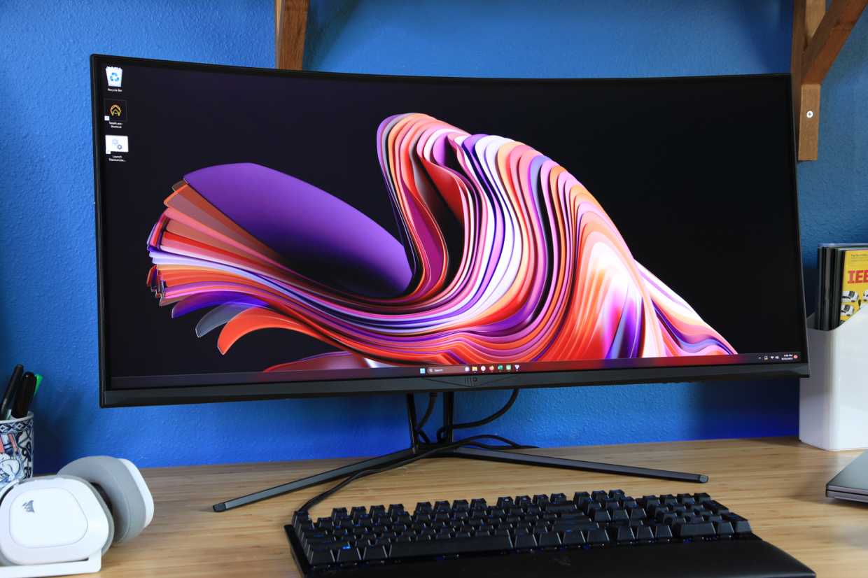 4 reasons to buy a curved gaming monitor (and 2 reasons not to) | PCWorld