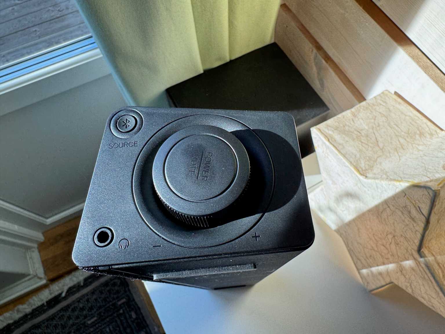 Creative Stage SE Mini review: This PC soundbar doesn't cut it | TechHive