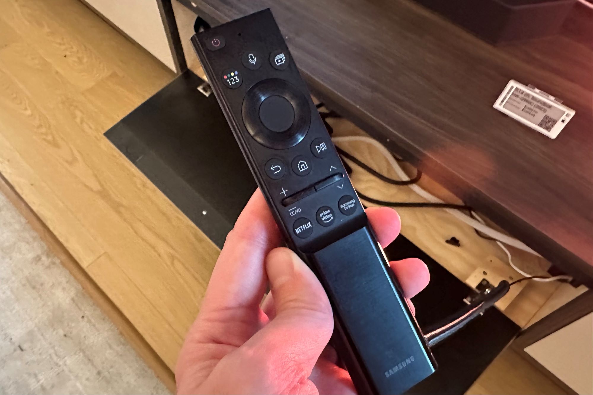 Samsung's 98-inch 8K mini-LED TV is big, bright, and expensive | TechHive