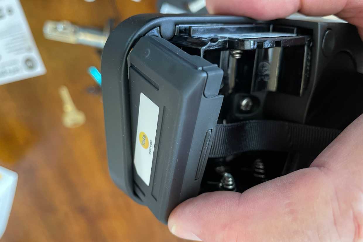Yale Assure Lock 2 Touch with Wi-Fi review: Pretty, but problematic ...