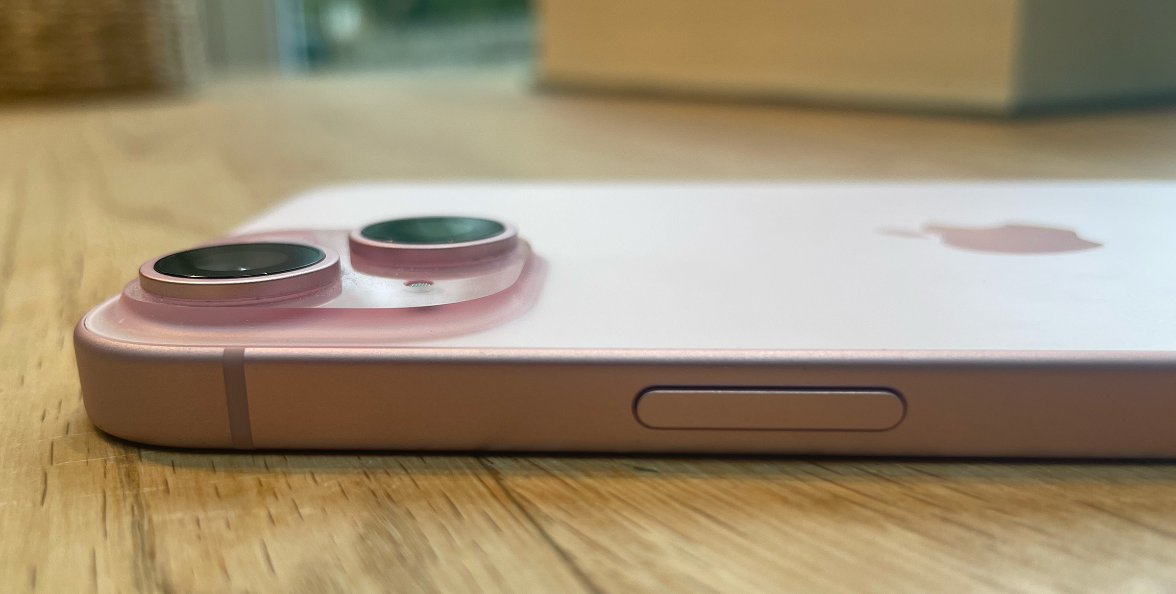 iPhone 15 Plus (2023) review: A big, beautiful compromise | Macworld