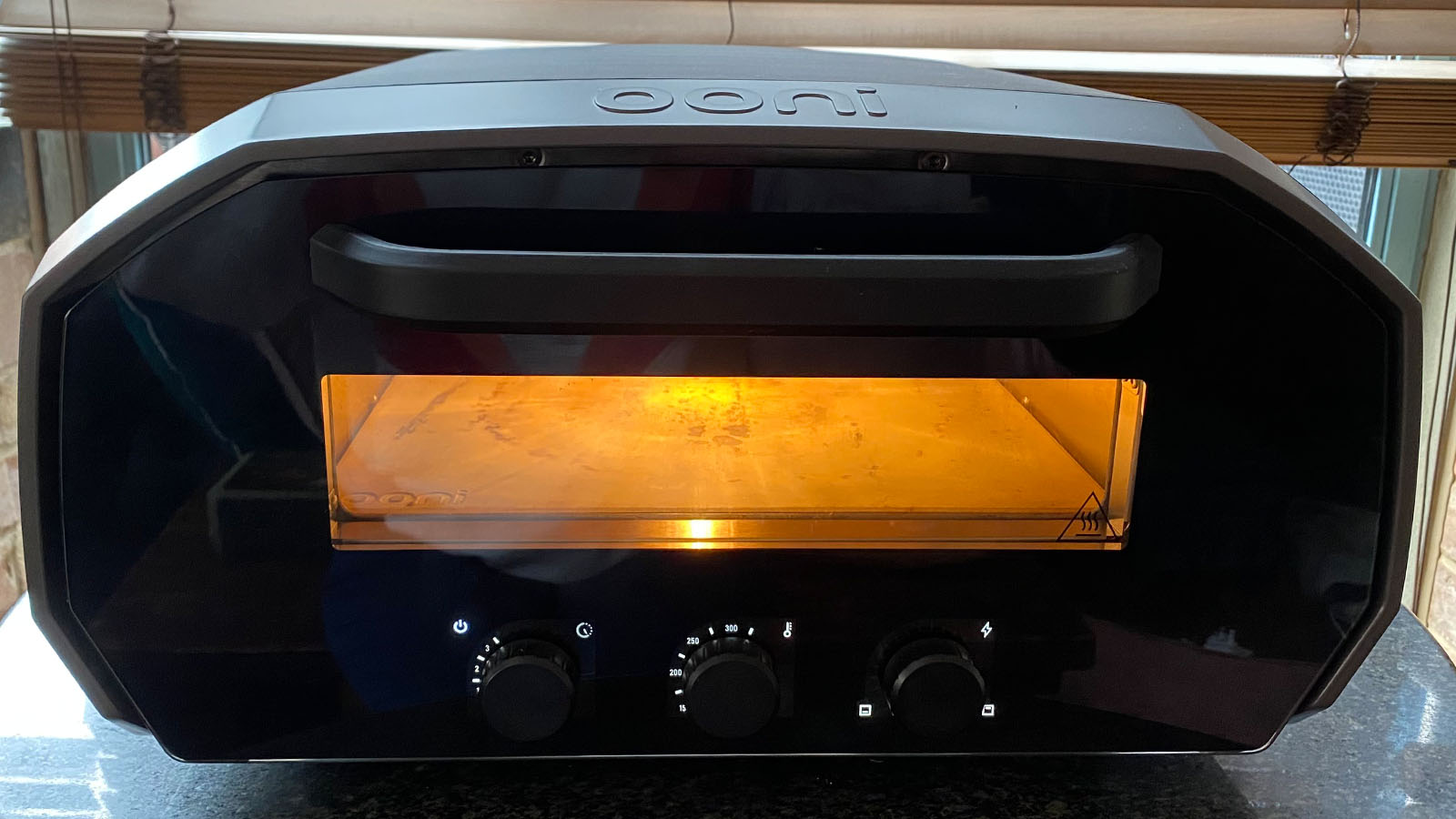 Ooni Volt 12 im Test: Selbstgemachte Pizza in 90 Sekunden - PC-WELT