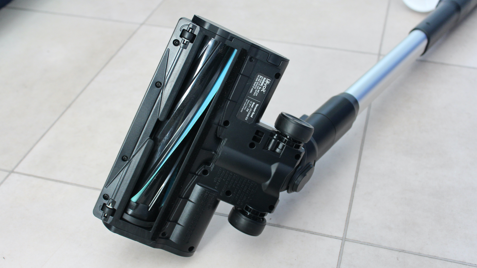 Levoit LVAC-200 review: Tangled hair is no problem for this vac | TechHive