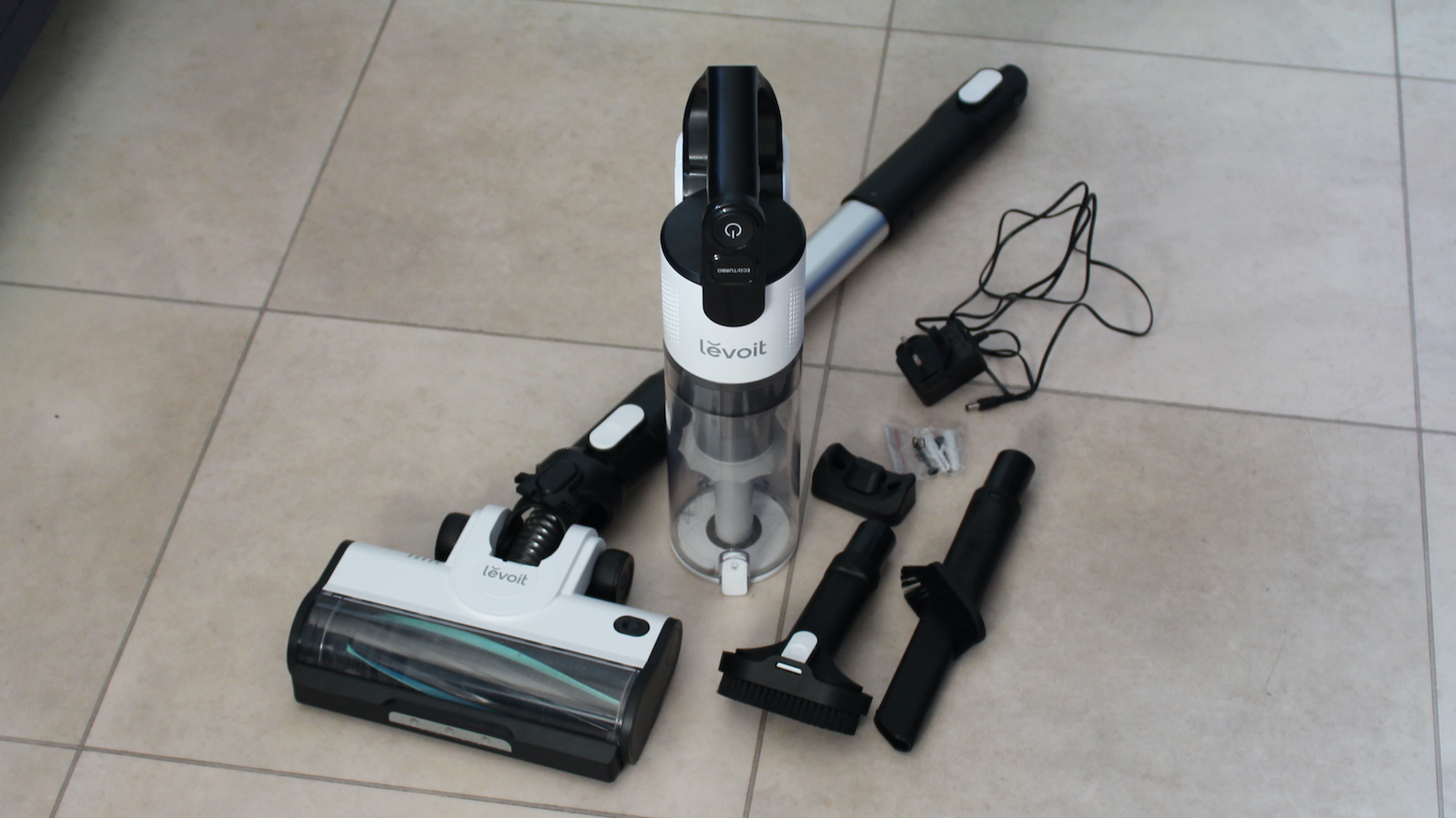 Levoit LVAC-200 review: Tangled hair is no problem for this vac | TechHive