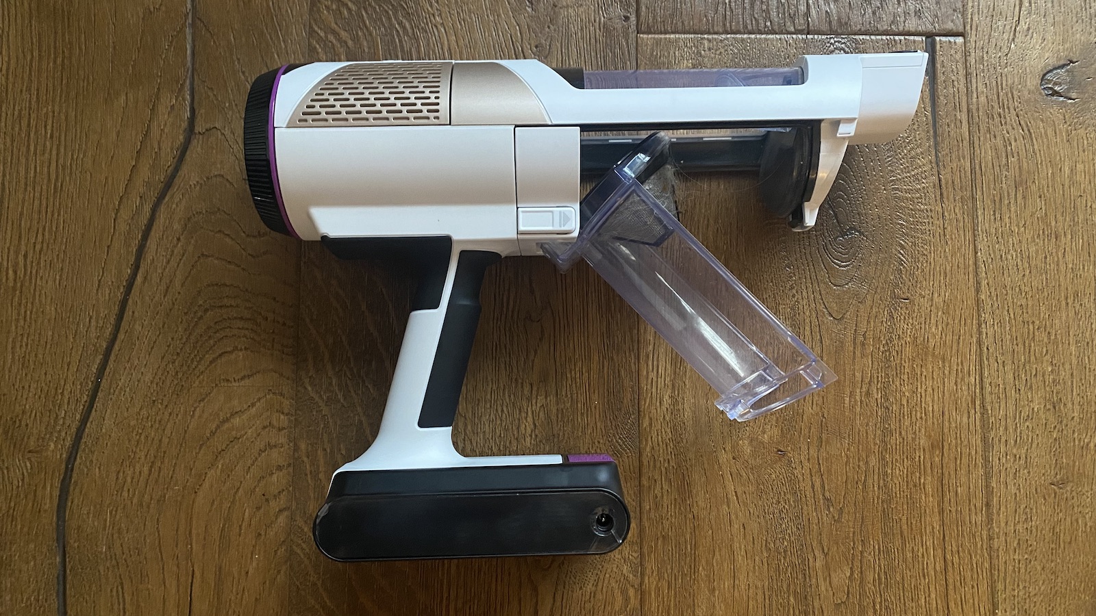 Shark Detect Pro im Test: Intelligenter Akku-Stabsauger für 300 Euro ...