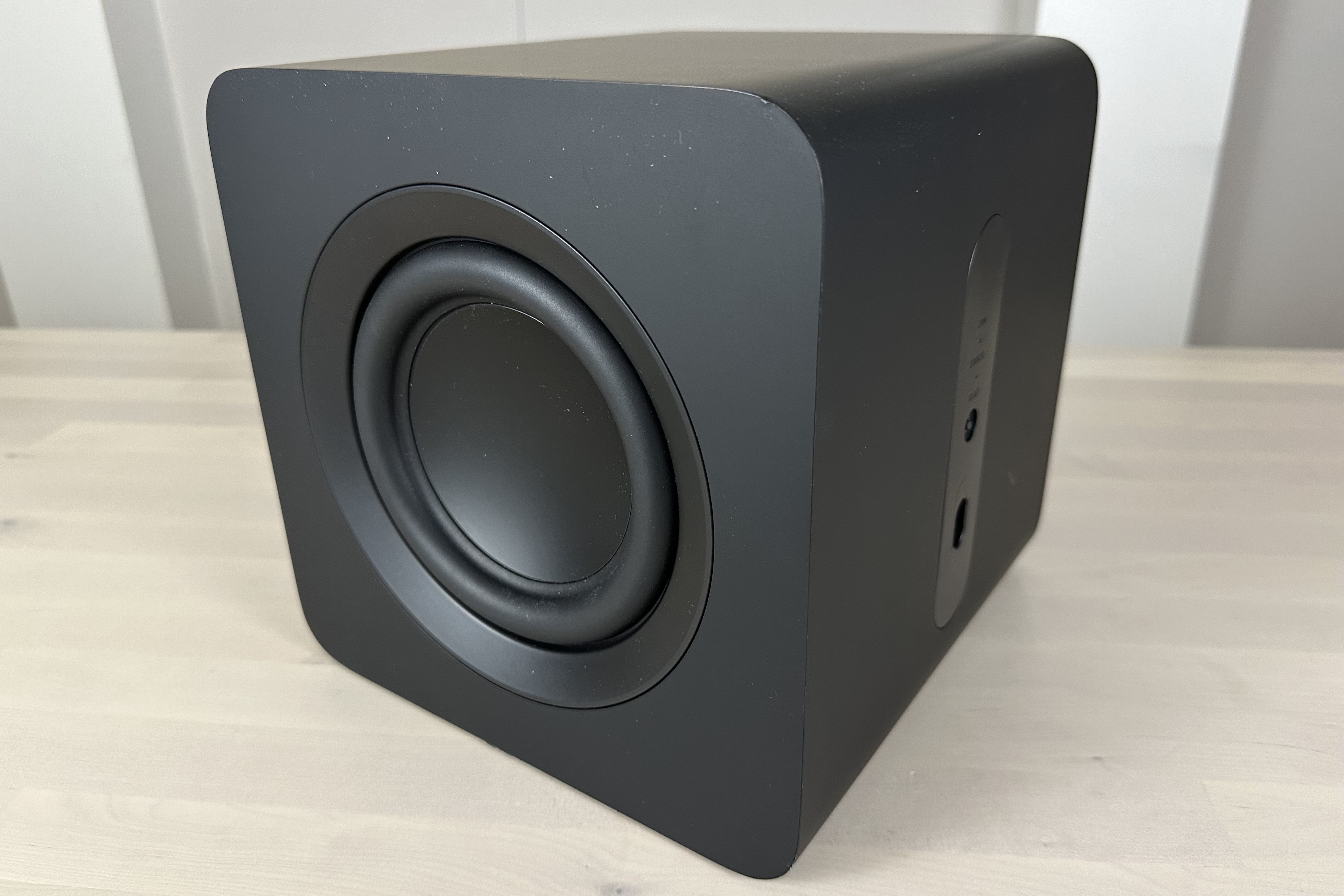 Samsung HW-S800B review: Big sound in a slim package | TechHive