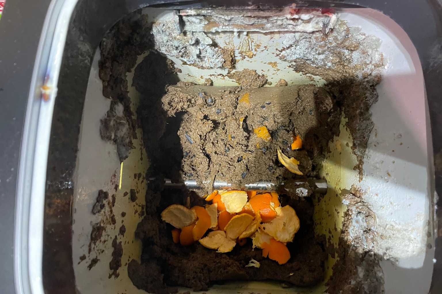 Reencle Home Composter review: Fertilizer from food waste | TechHive