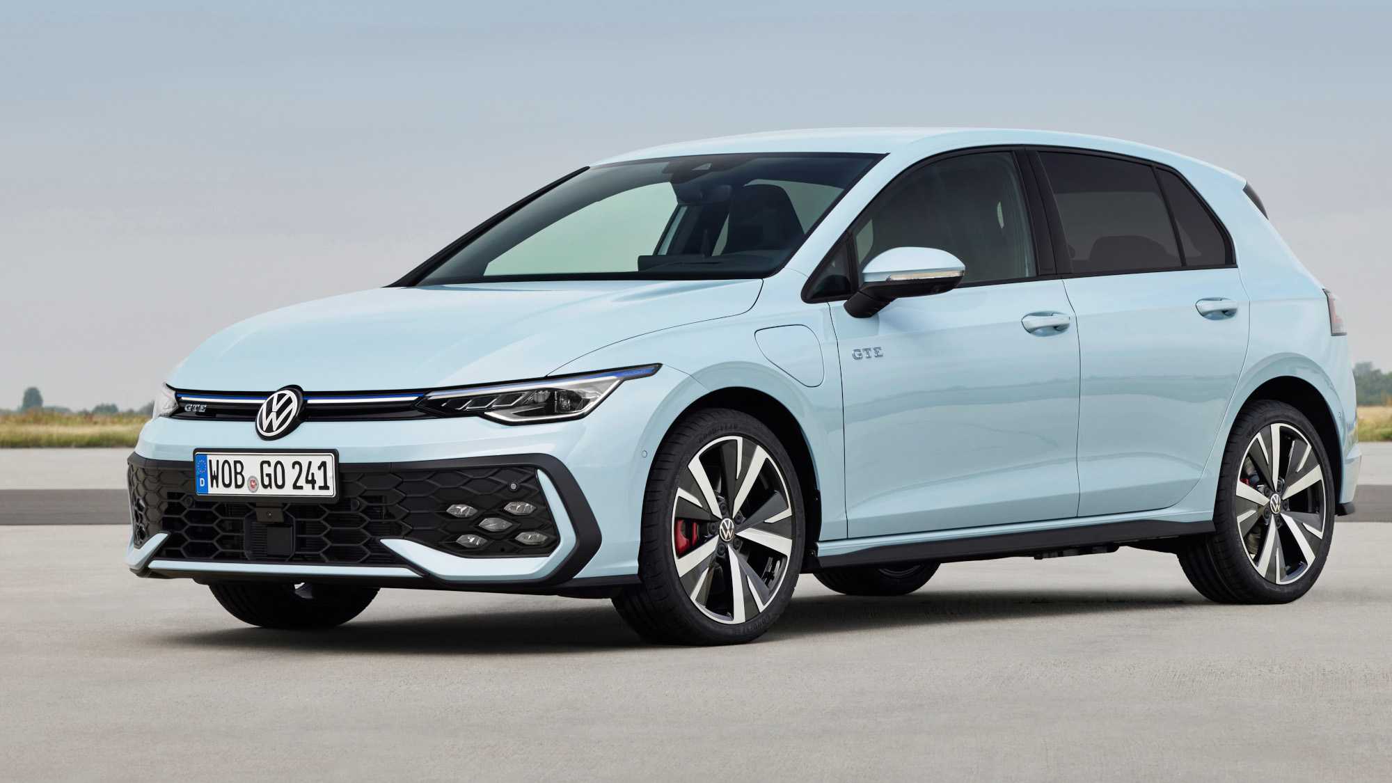 VW stellt neuen Golf 8 Facelift vor: Infotainment, Antriebe ...