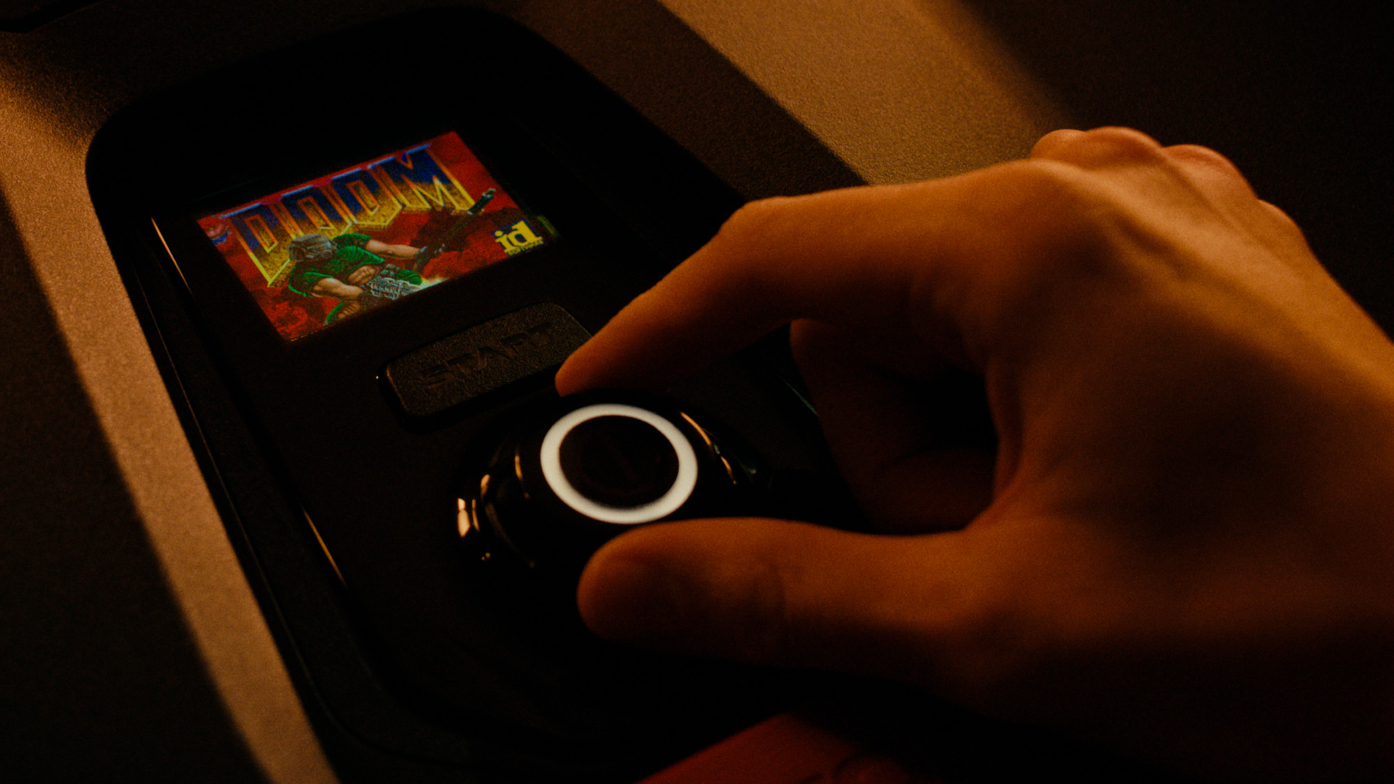 Gratis: Doom läuft auf Rasenmährobotern – Gartenarbeit mit Shooterspaß ...