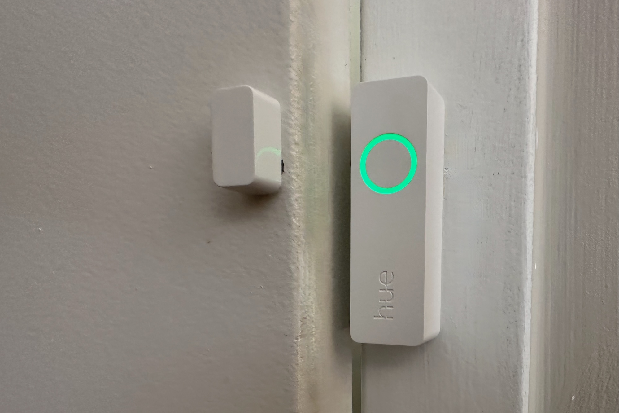 Philips Hue Secure contact sensor review: Hue goes there? | TechHive