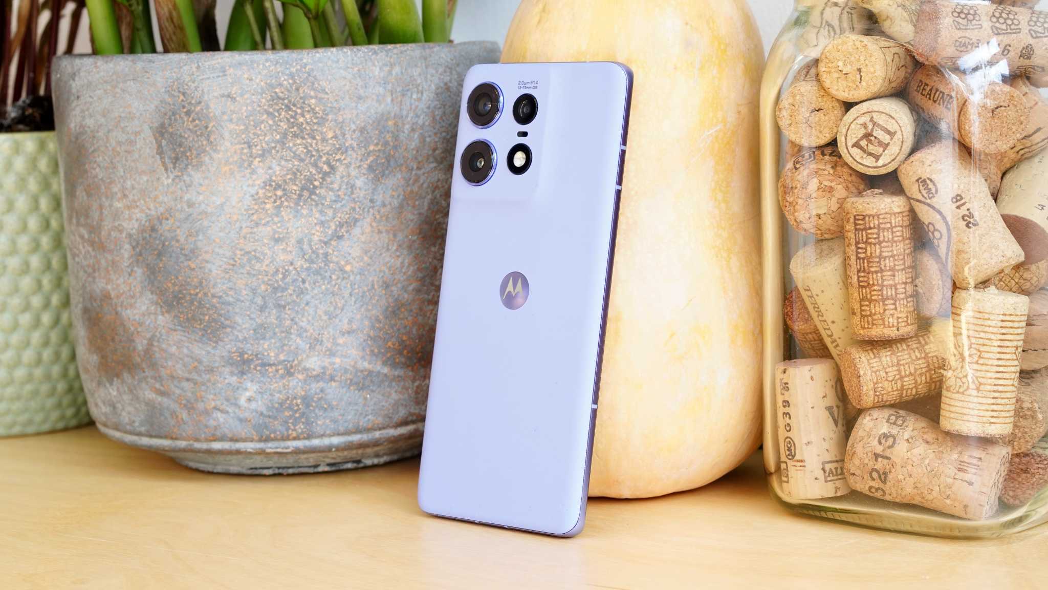 Motorola Edge 50 Fusion vs Edge 50 Pro: Which is a Better Buy? - Tech ...