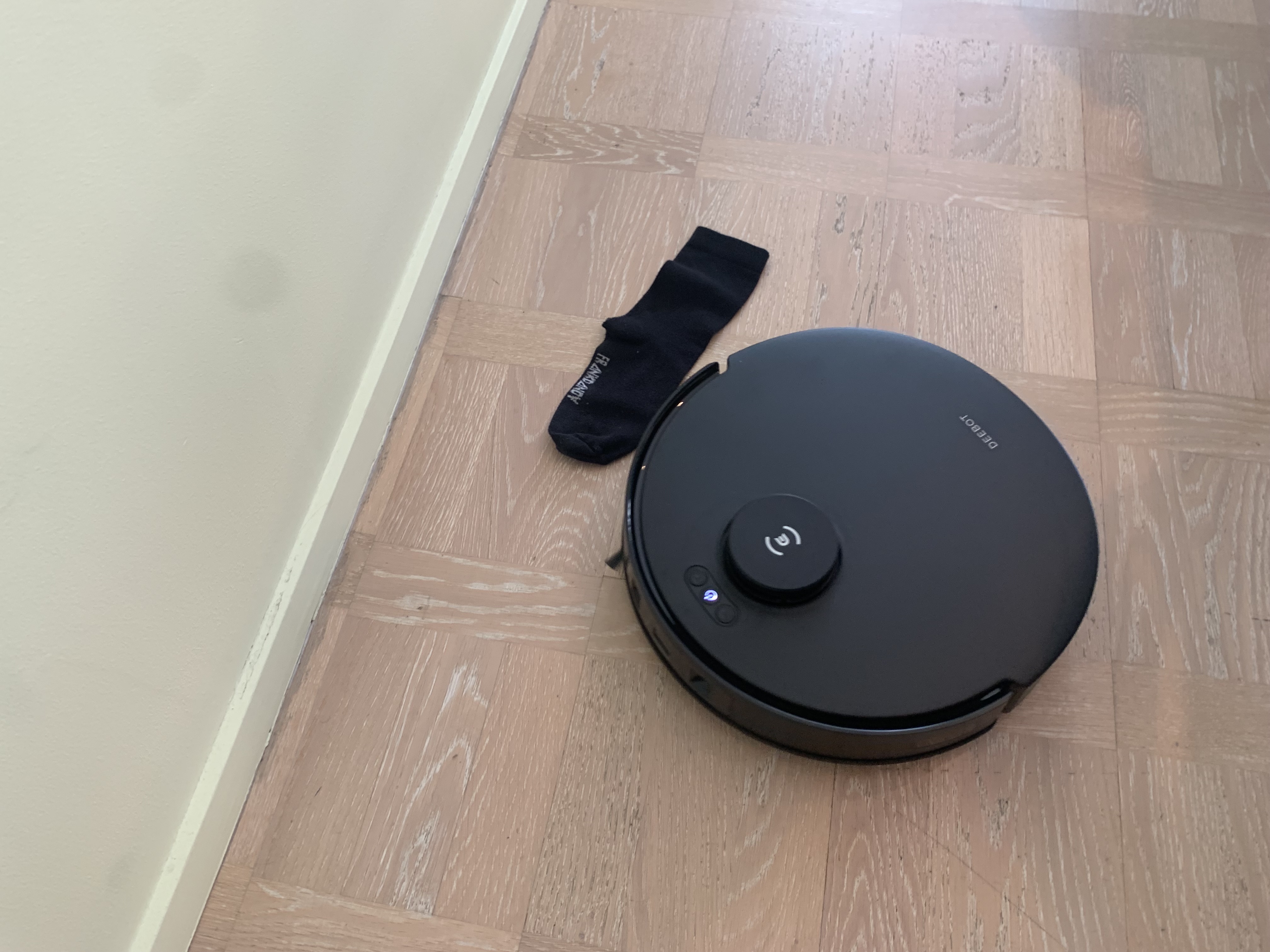 Test: Ecovacs Deebot T30 Omni gör skinande rent - M3