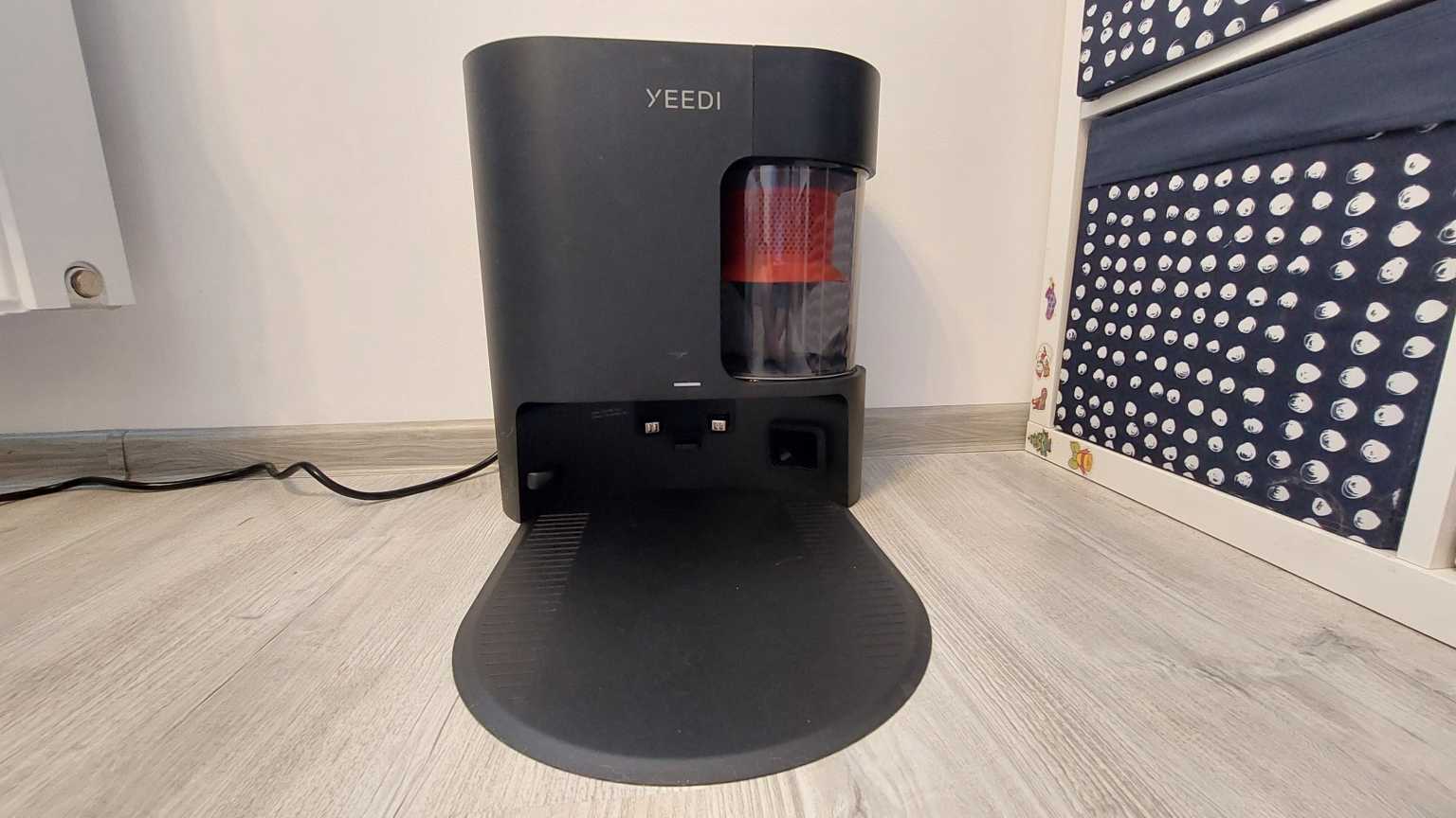 Yeedi C12 Pro Plus review: Great cleaner, but also a sock eater | TechHive