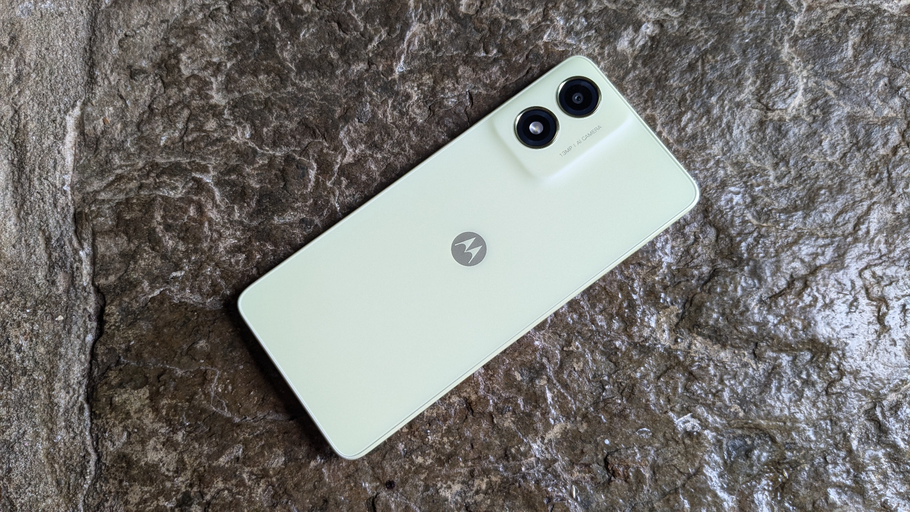 Motorola Moto e14 Test: Was taugt ein superbilliges Smartphone? - PC-WELT