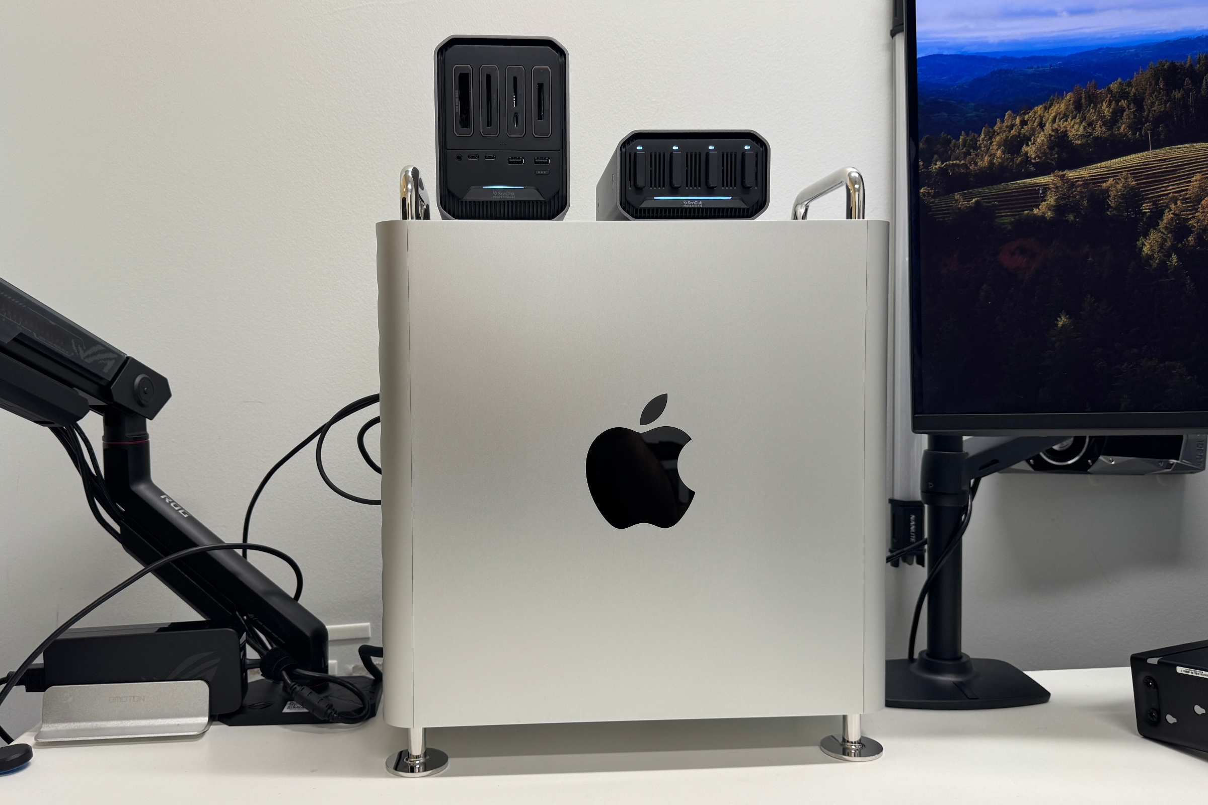 2-year-old chip? 5-year-old design? Here's why the Mac Pro still reigns ...