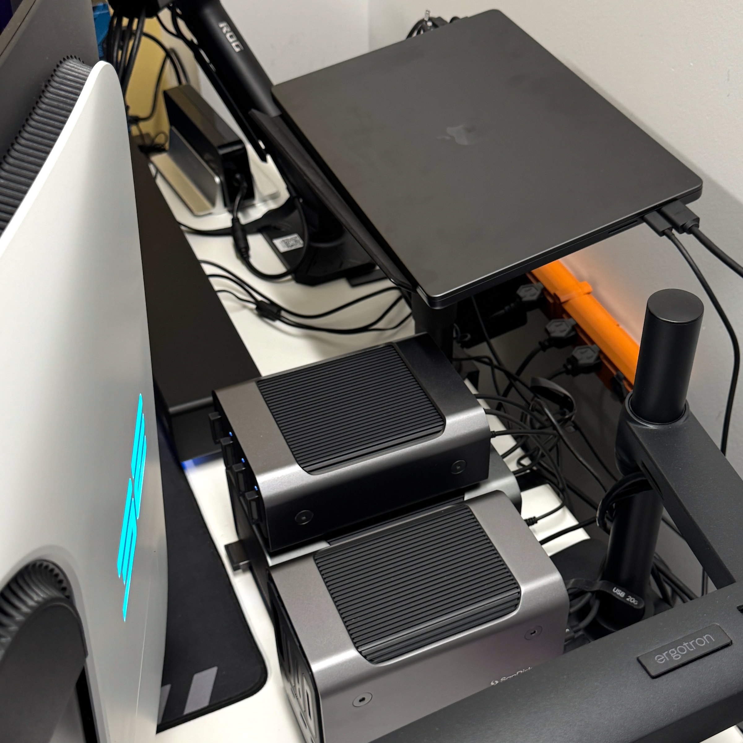 2-year-old chip? 5-year-old design? Here's why the Mac Pro still reigns ...