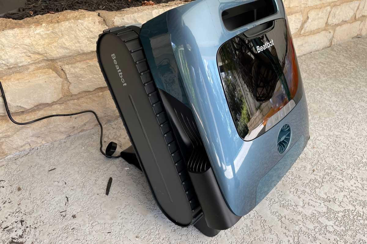 Beatbot AquaSense Pro review: A top-shelf robotic pool cleaner | PCWorld