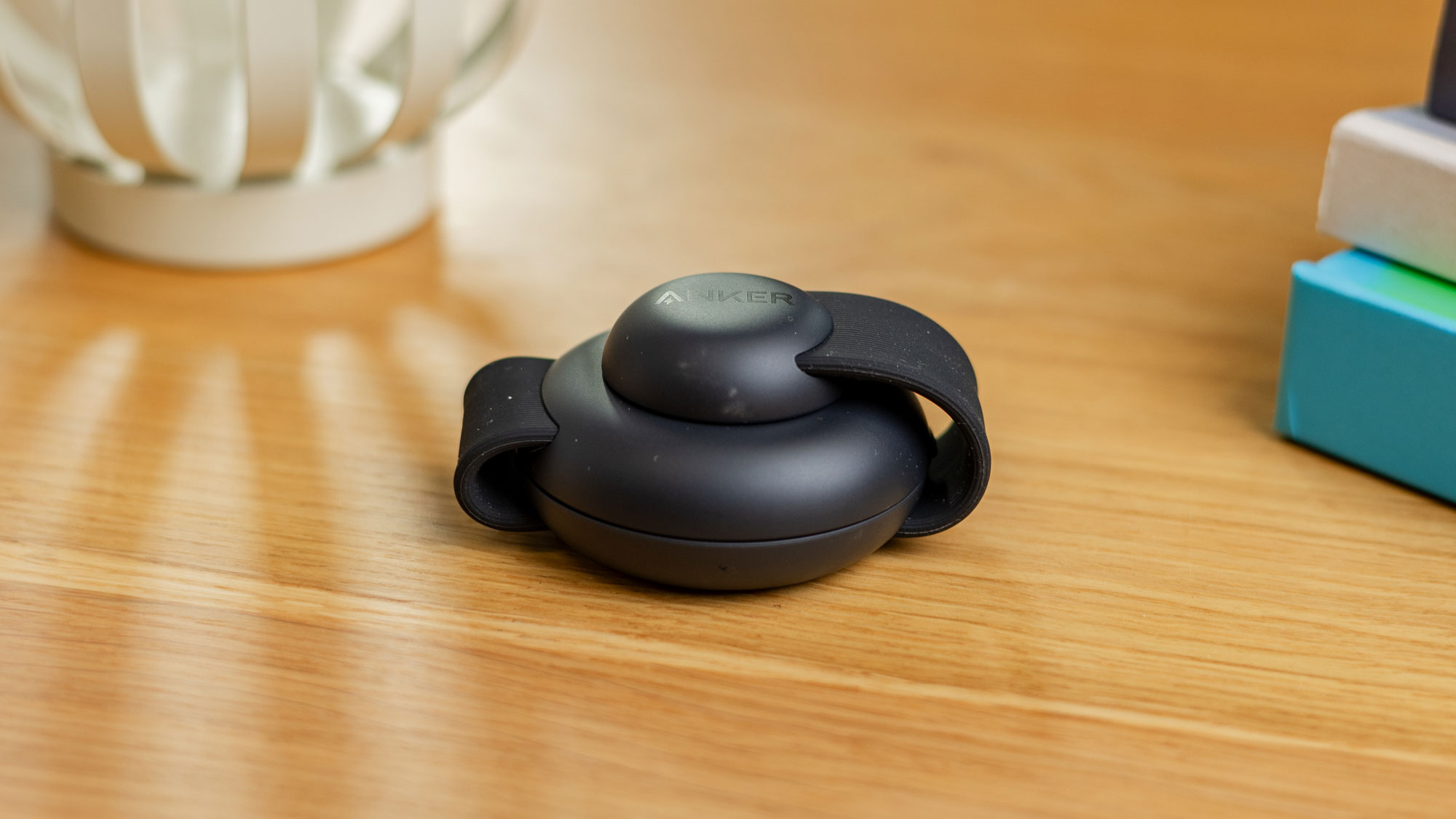 Anker MagGo 3-in-1 Folding Wireless Charging Station review: Pocket ...