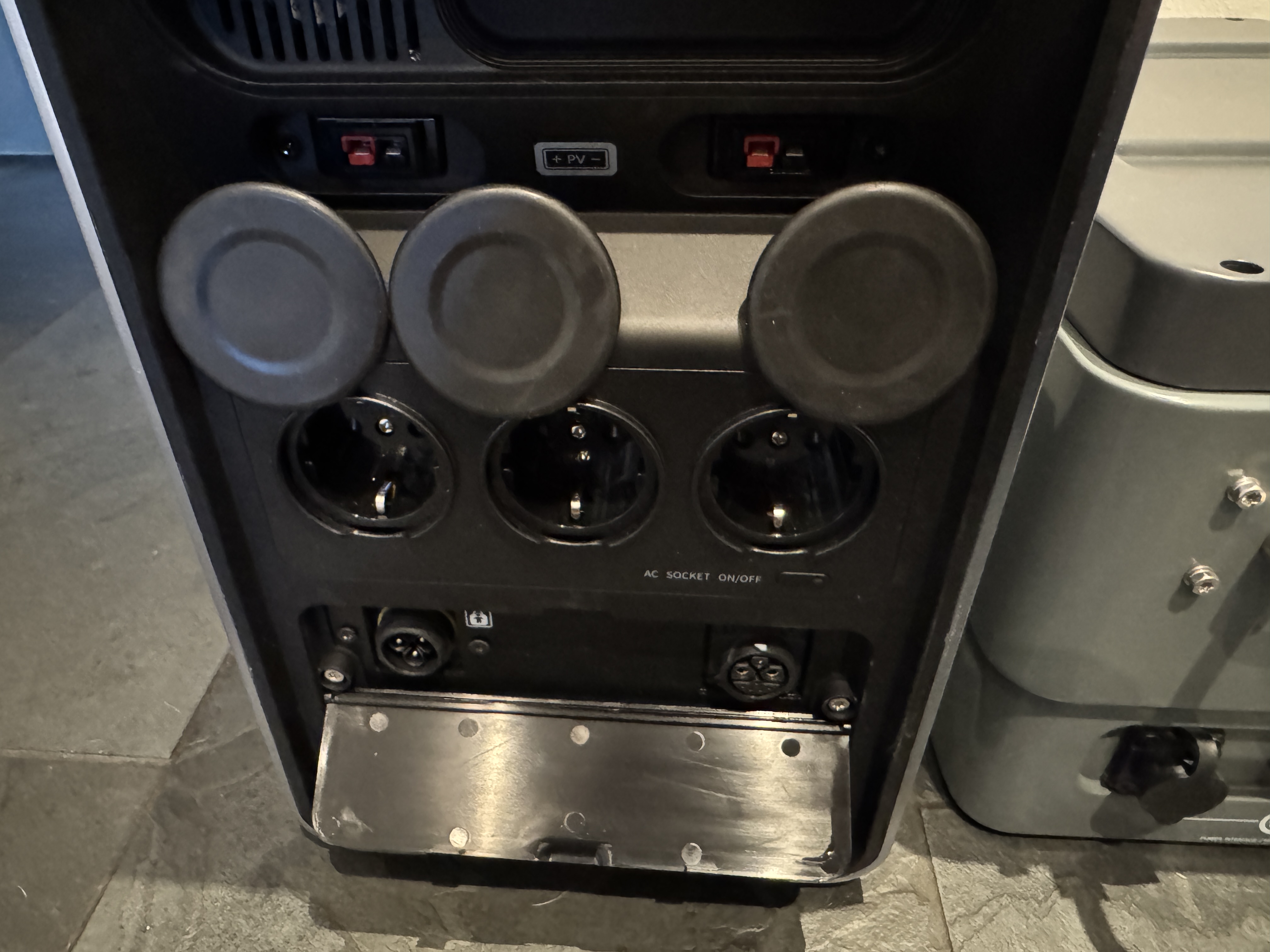 VitaPower VT1000 im Test: Cleverer Speicher fürs Balkonkraftwerk - PC-WELT