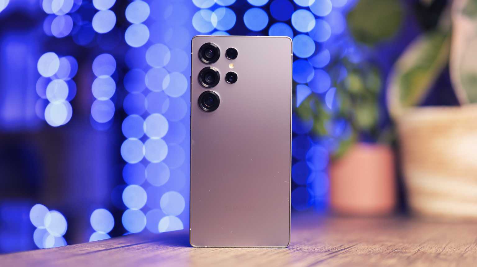 Samsung Galaxy Z Fold 7 vs S25 Ultra: Camera Comparison Review - Tech ...