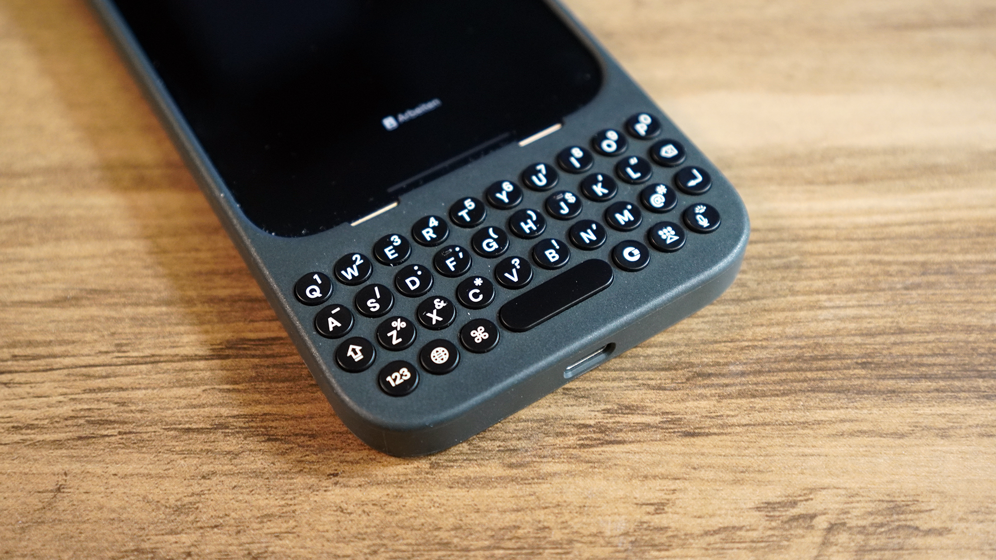 Clicks for iPhone 16 review - clever keyboard case (not) for everyone ...
