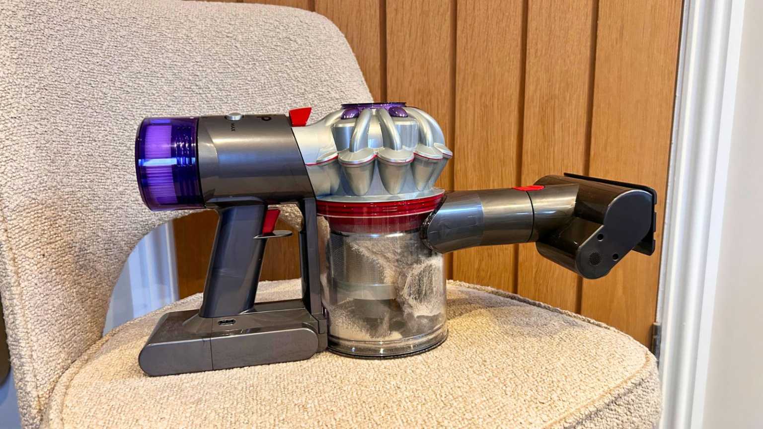 Dyson Car+Boat im Test: Vielseitiger Handstaubsauger mit Mega ...