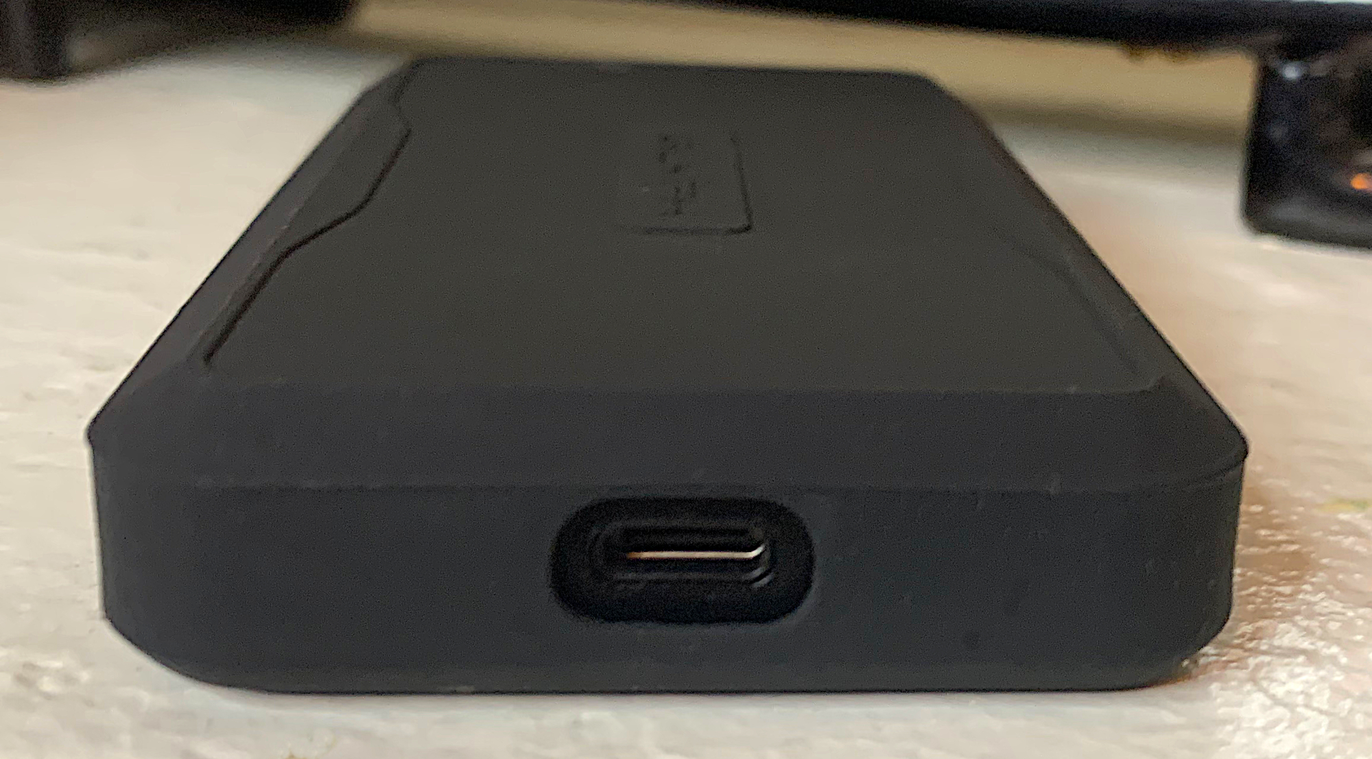 Glyph Atom Pro Portable Thunderbolt 3 NVMe SSD V2 review: Fast, down-to ...