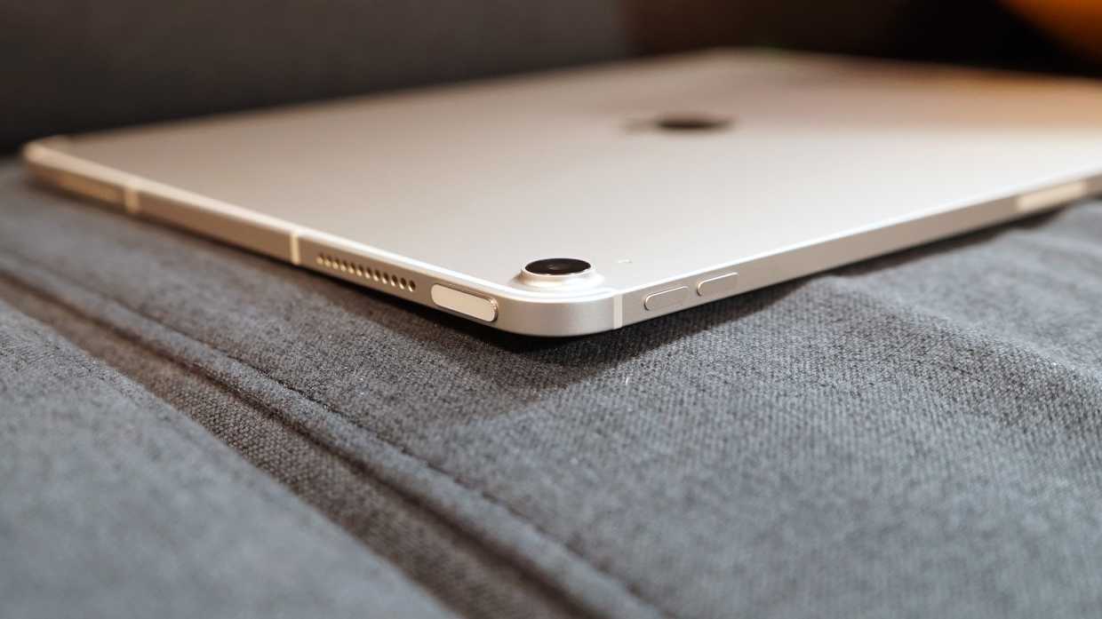 iPad Air (M3) review: Still the best | Macworld