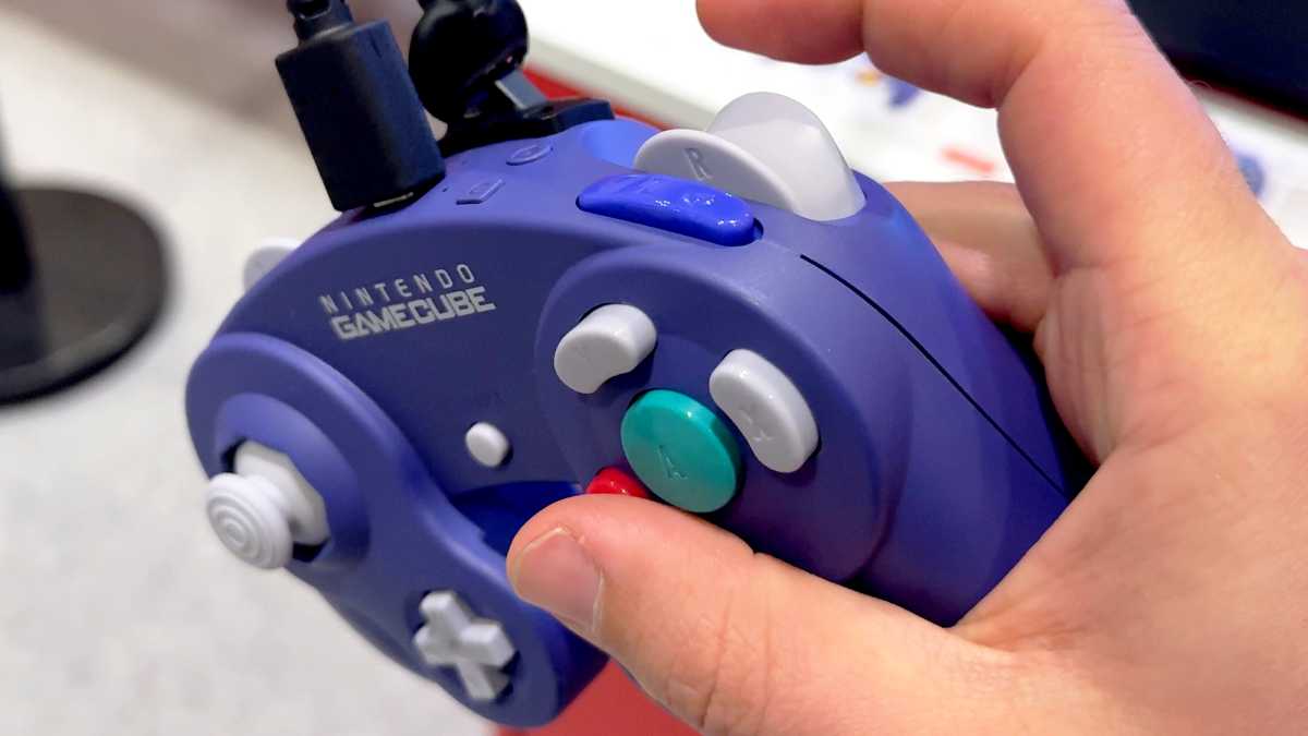 Nintendo Switch 2 hands on new GameCube controller shoulder buttons