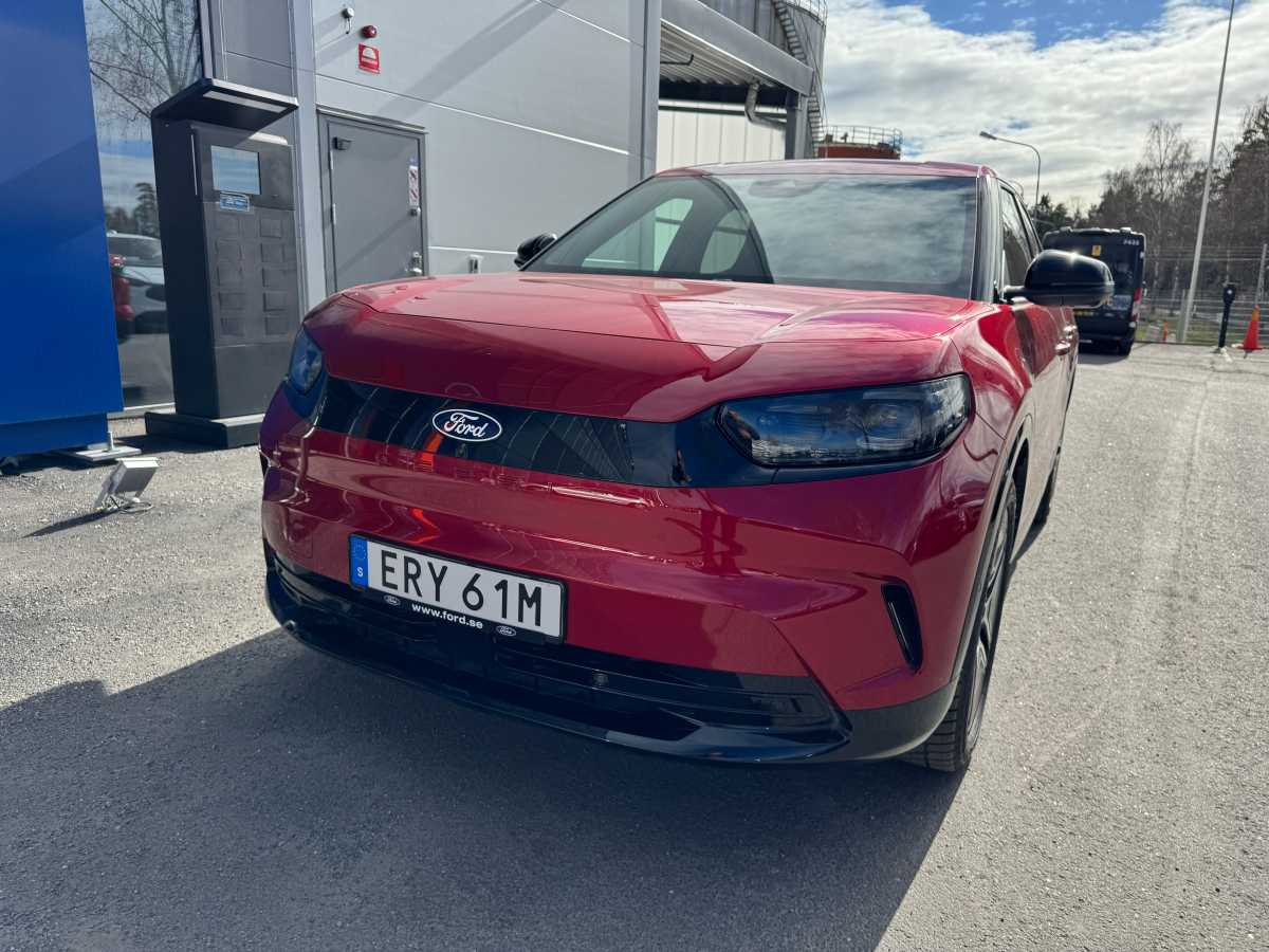 Test: Ford Capri – klassiskt märke har blivit snygg och kul elbil - M3
