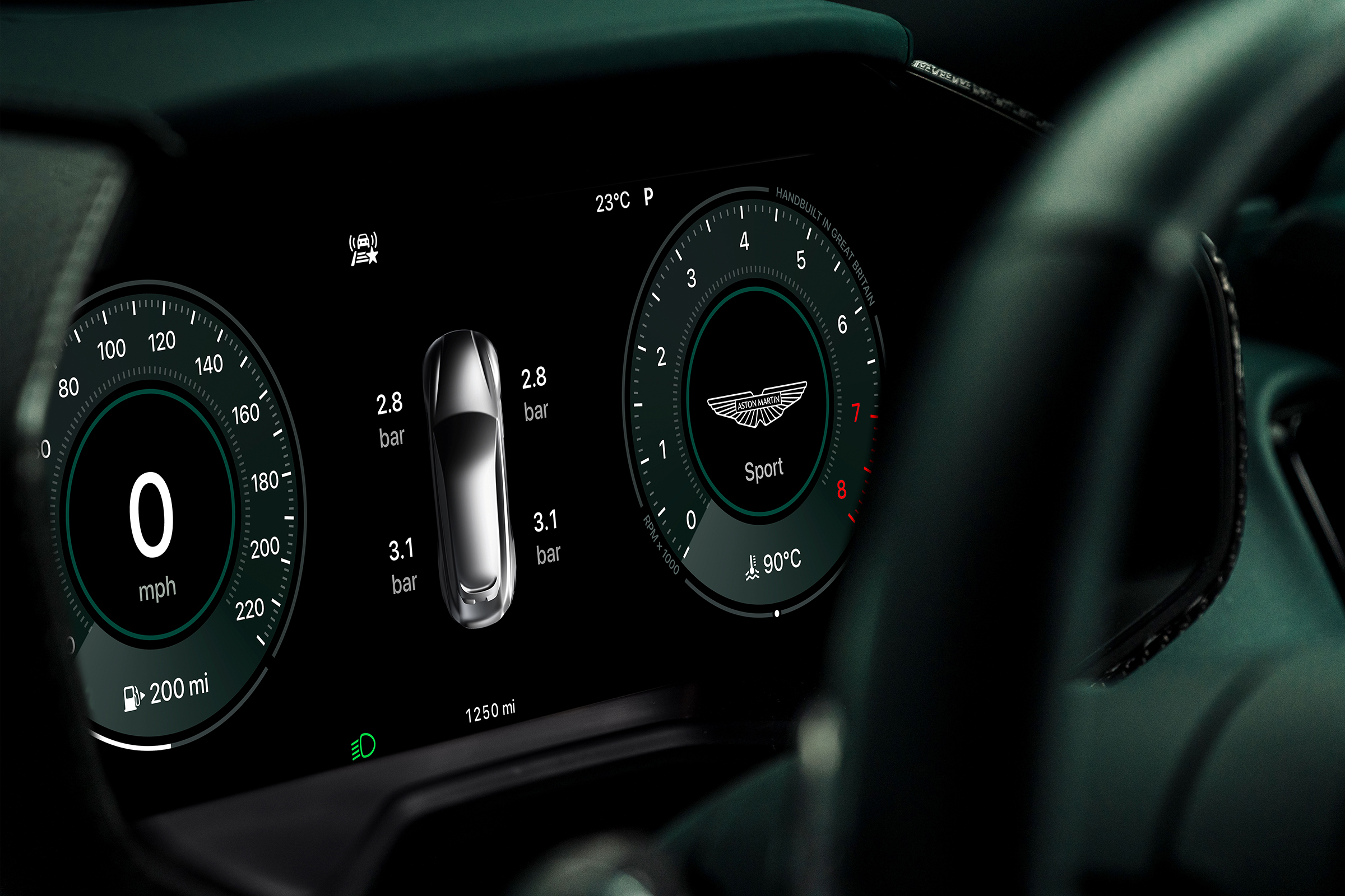 Apple’s next-gen CarPlay finally arrives with a new name: CarPlay Ultra ...