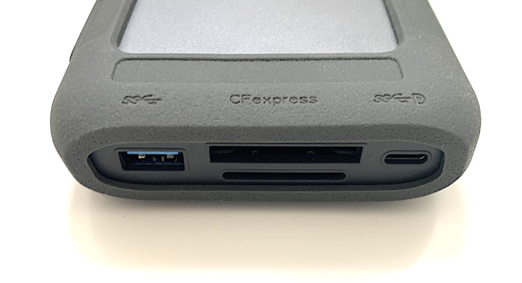 UnifyDrive UT2 review: Fantastically versatile portable NAS for field ...