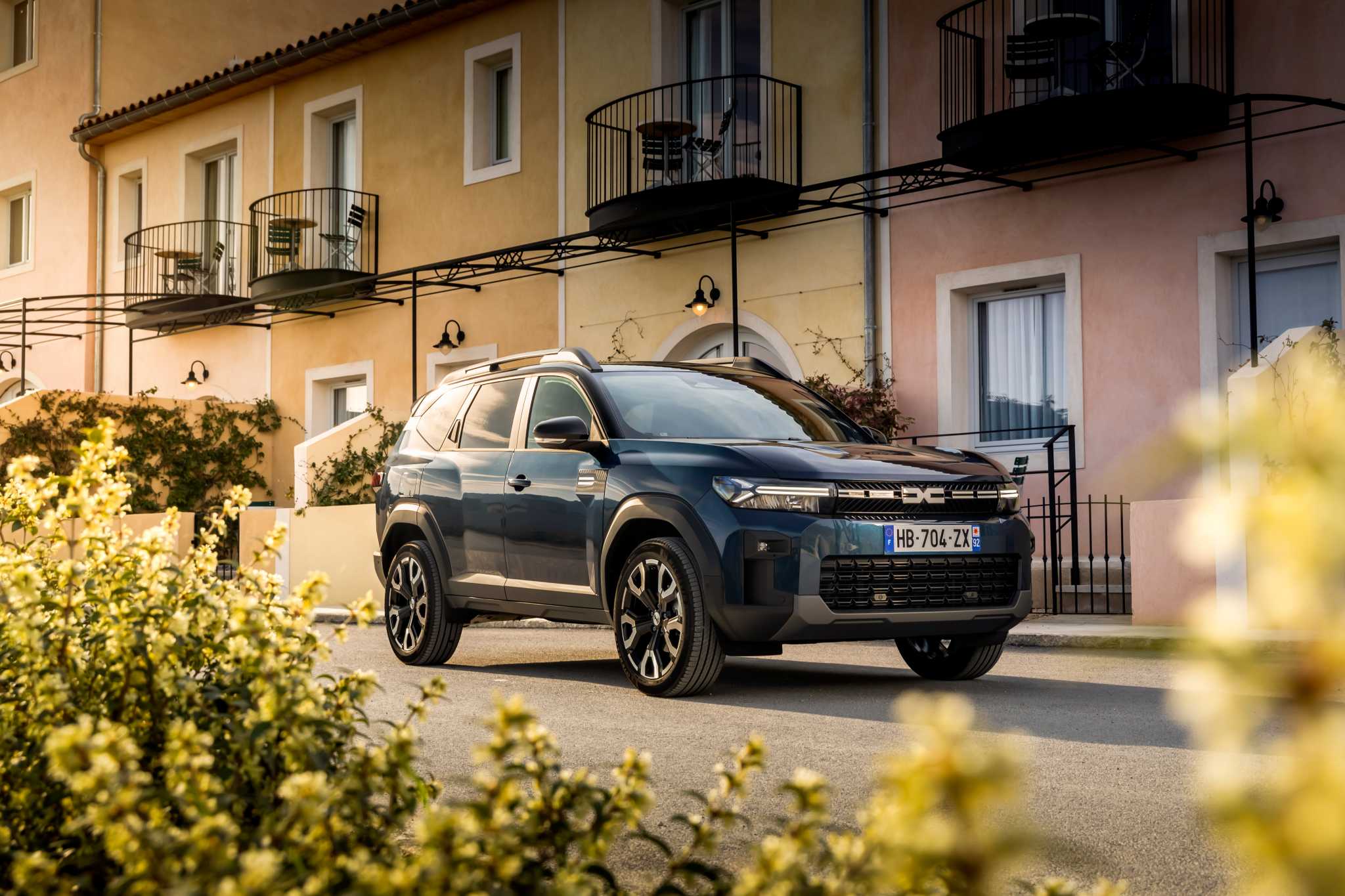 Test: Dacia Bigster är en riktigt prisvärd elhybrid-suv - M3