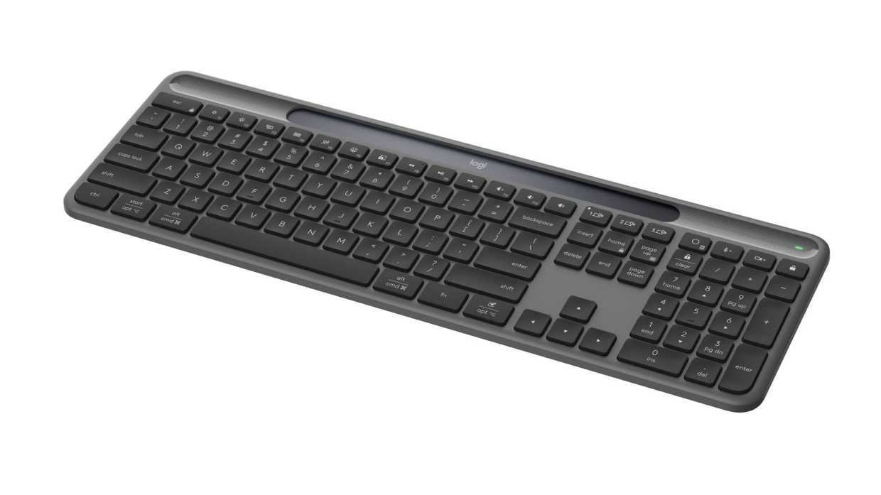 Logitech Signature Slim Solar+ K980 solar powered keyboard review: Ray ...